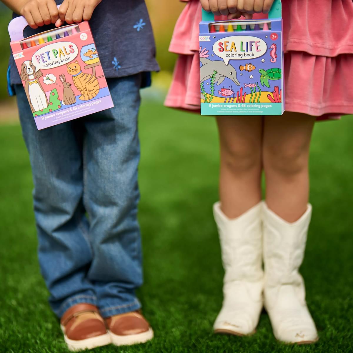 Carry Along Coloring Book Set - On Safari – Puttot Singapore